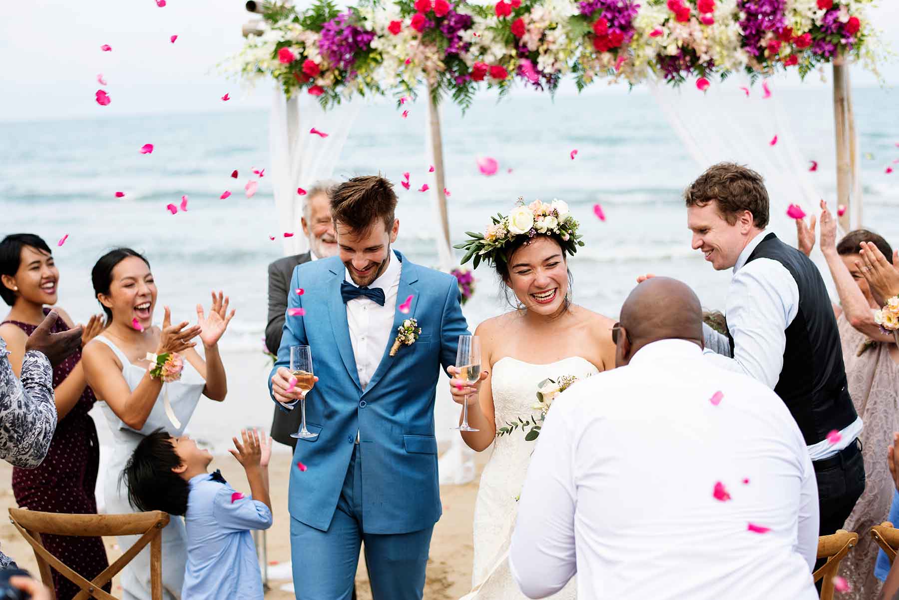 The Essential Checklist for Planning Your Beach Wedding - Joy