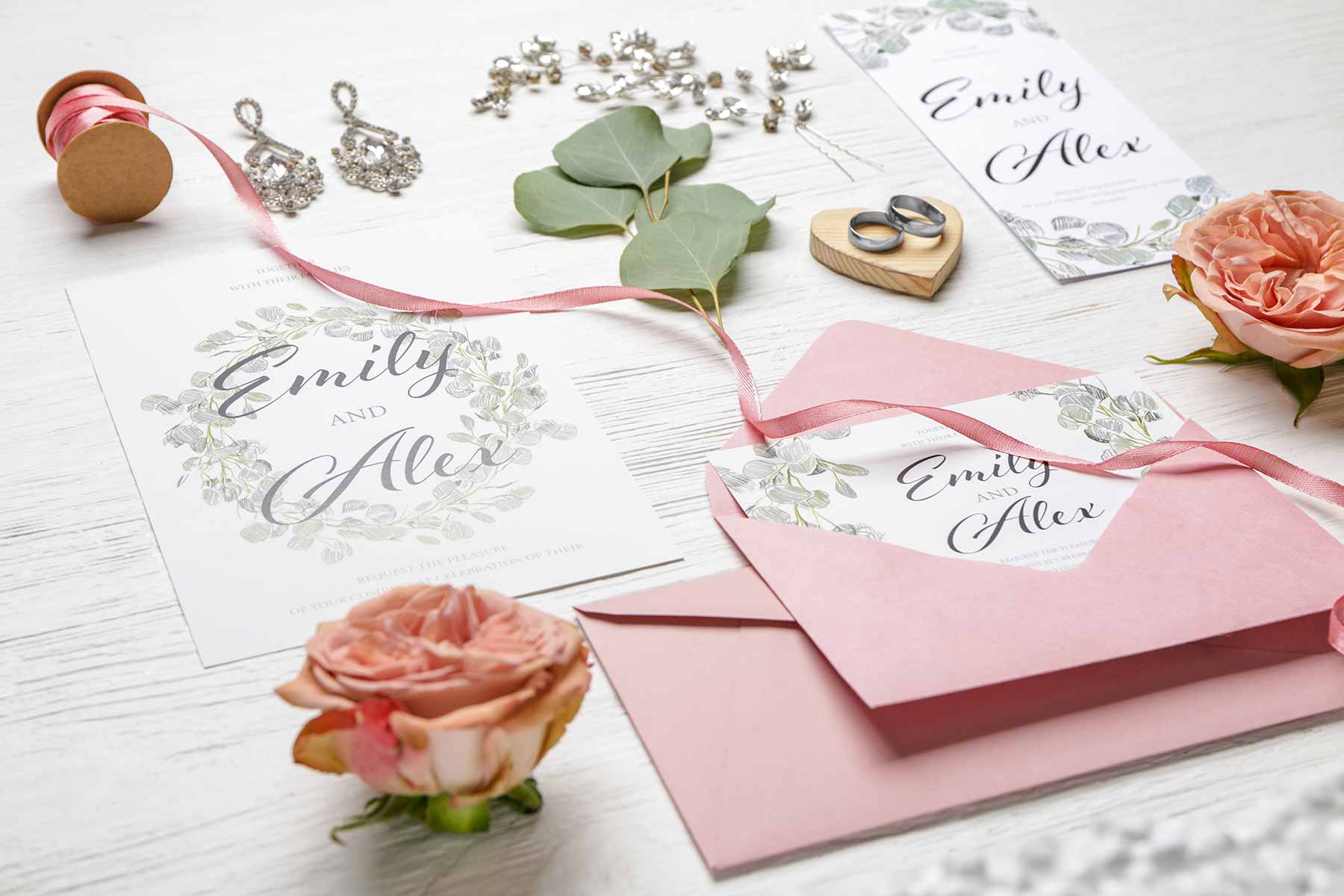 20 Unique Ways to Personalize Your Wedding Invitations - Joy